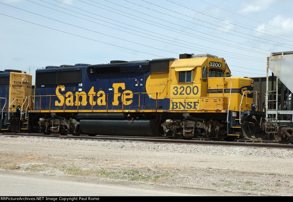 BNSF 3200, EMD GP50, derated to 2500-HP and reclassified by BNSF as GP25,